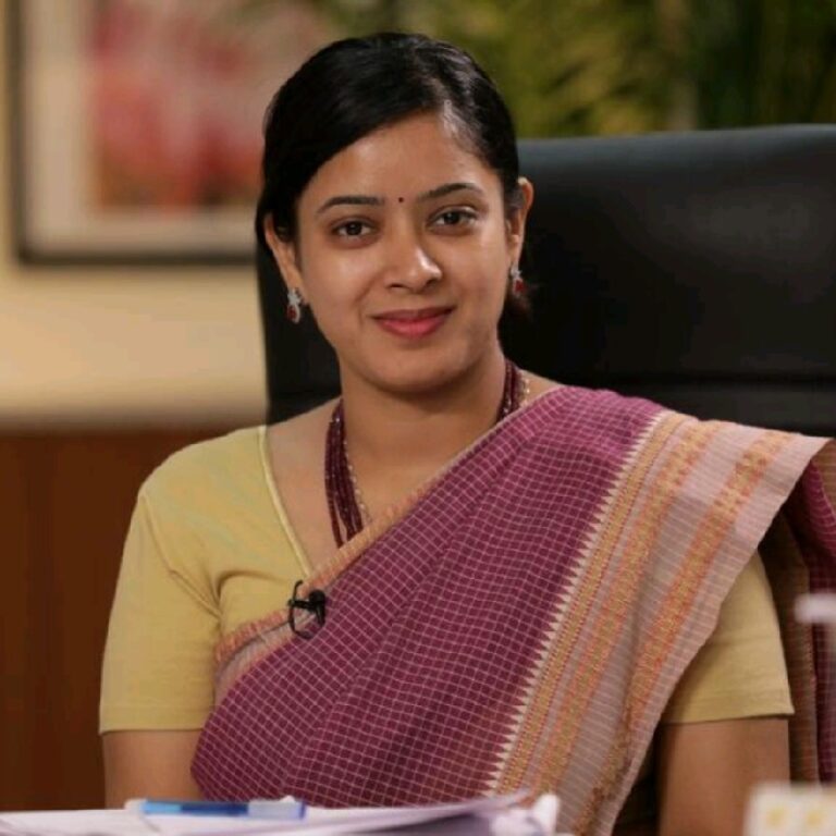 Dr Tanu Jain - Biography, Wiki, Rank, Age, Batch, Husband, Family and ...